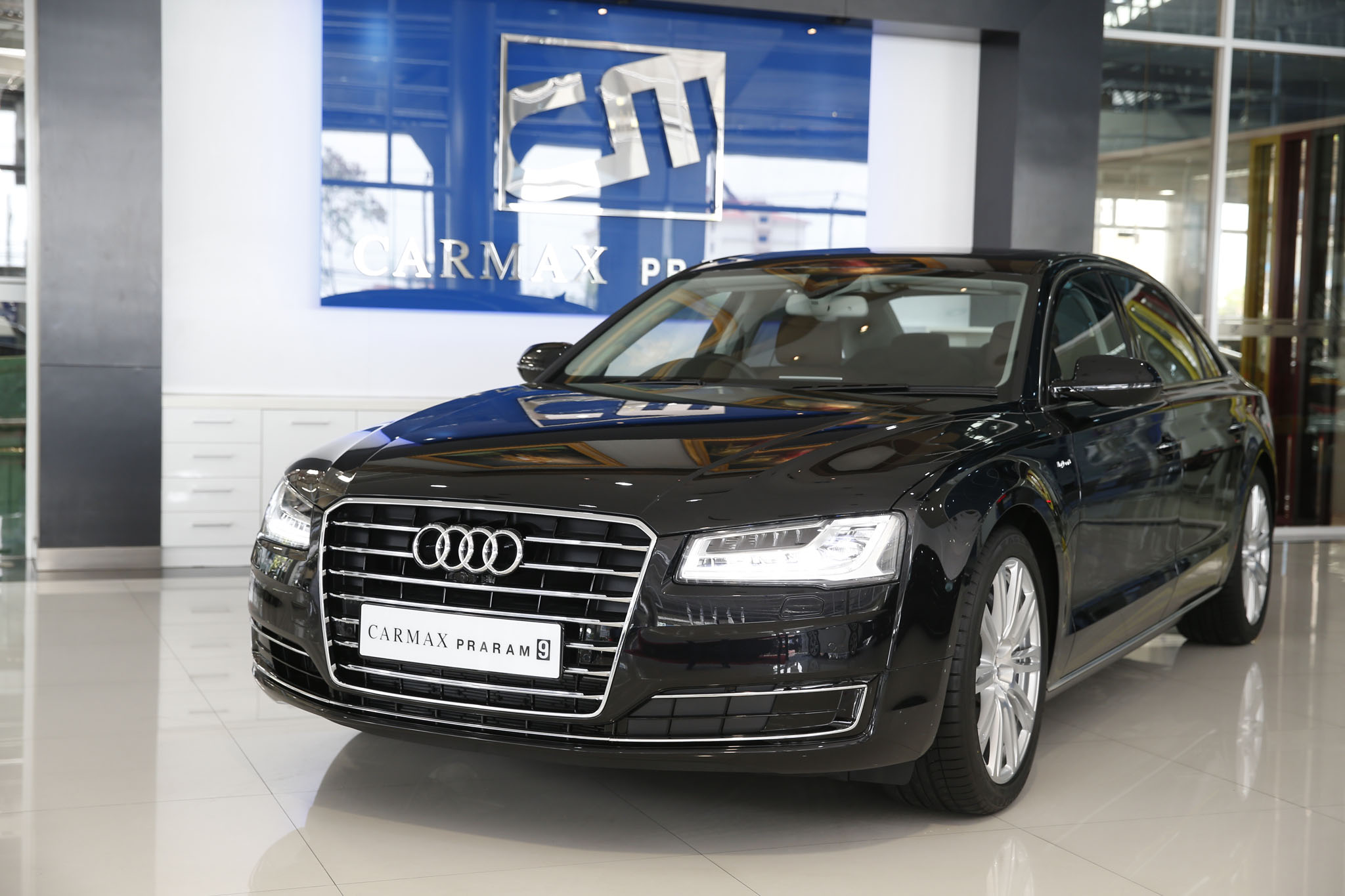 “ขายในราคาถูกใจคุณ” CARMAX GRAND SALE พบกับ Audi A8 Facelift และ Mini ...